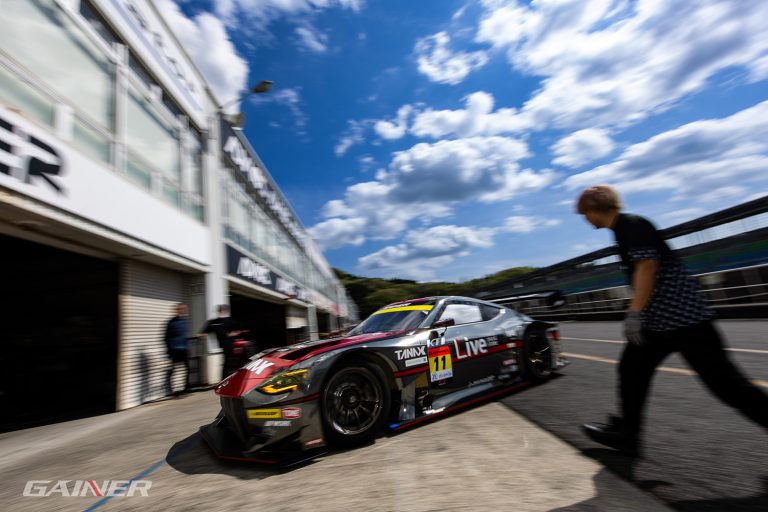 【ギャラリー】OKAYAMA SHAKEDOWN TEST 11号車 GAINER TANAX Z - 株式会社ゲイナー｜GAINER.INC