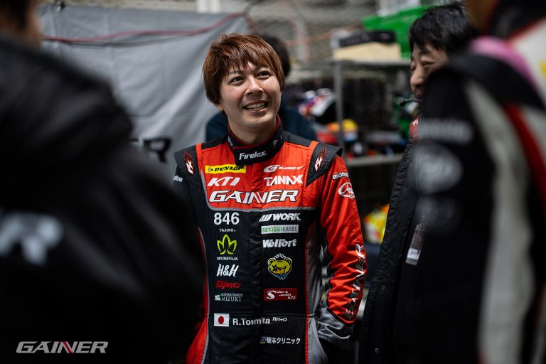 【ギャラリー】2024 SUPER GT RD.5 SUZUKA 11号車 GAINER TANAX Z - 株式会社ゲイナー｜GAINER.INC
